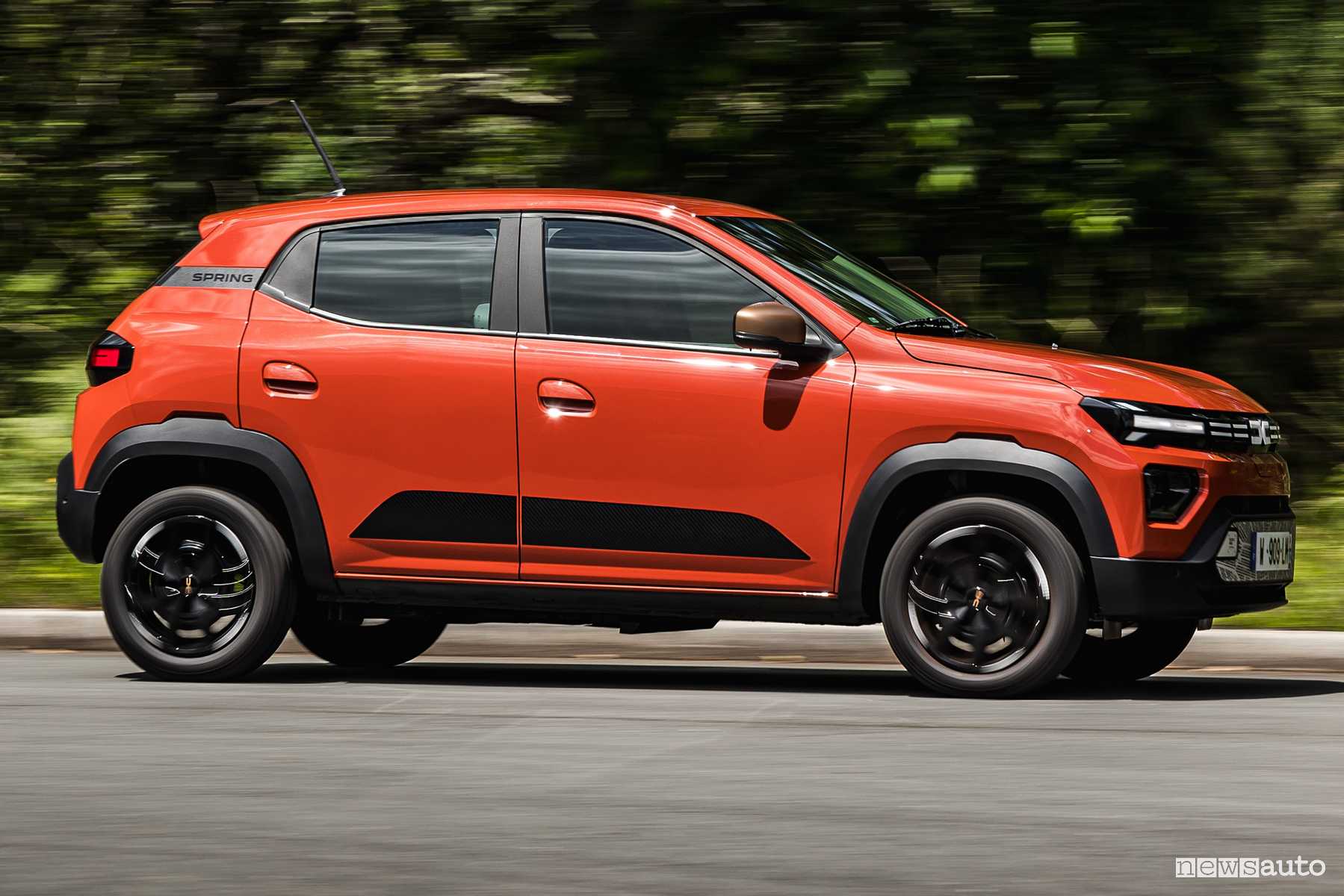 Nuova Dacia Spring, come cambia e prezzi | newsauto.it