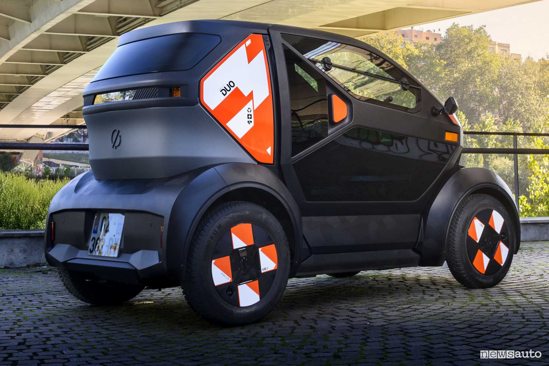 Mobilize Duo, caratteristiche e prezzo della microcar elettrica erede ...
